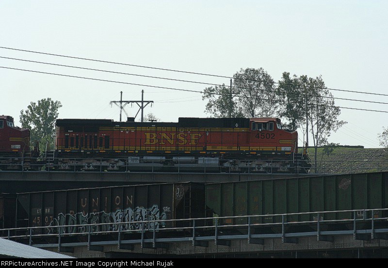 BNSF 4502